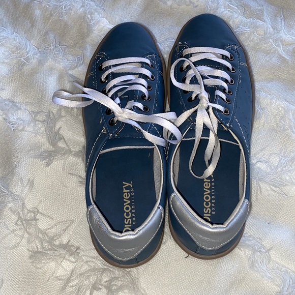 Discovery | Shoes | Discovery Expedition Shoes | Poshmark
